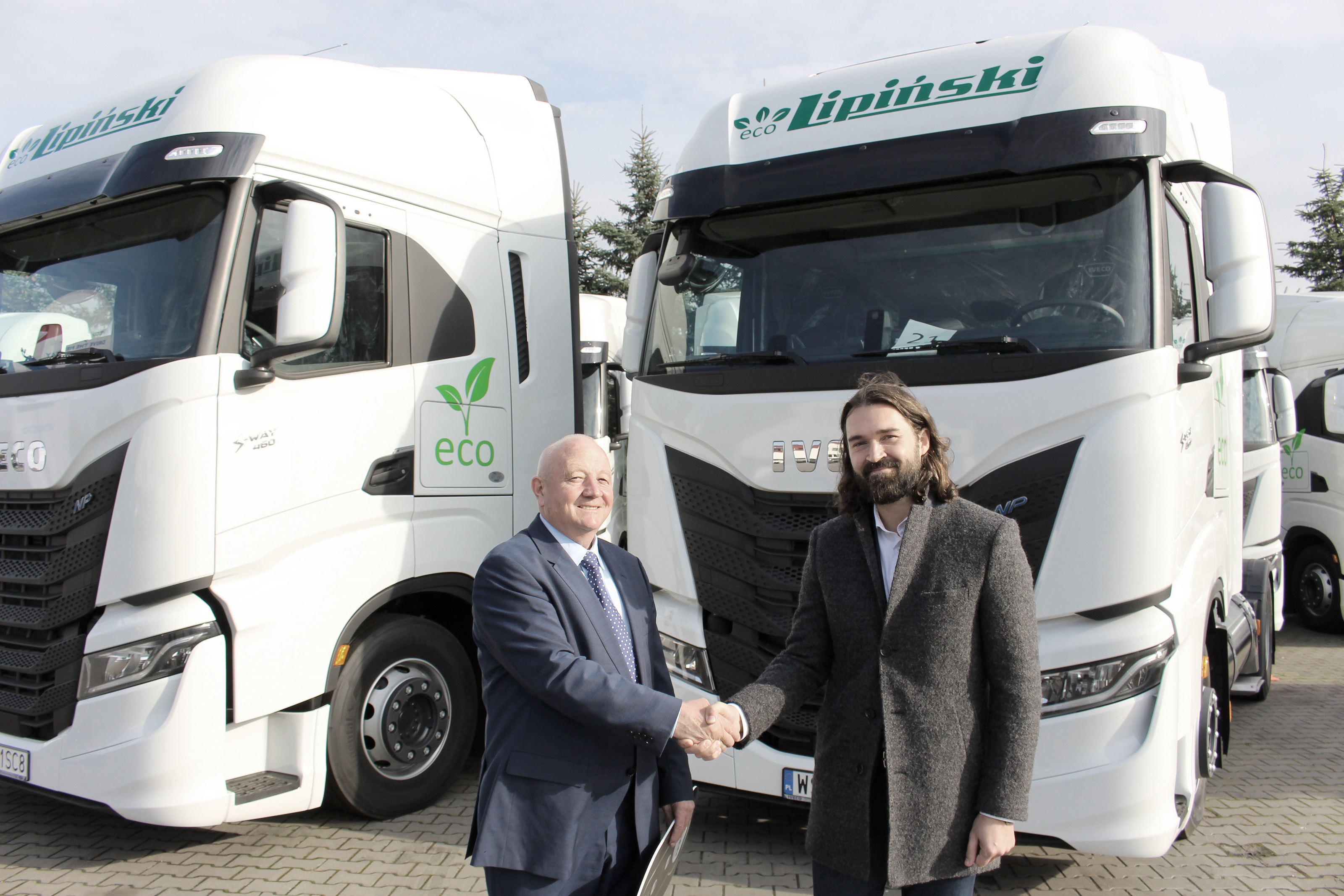 IVECO Poland przekazało firmie Lipiński Transport-Spedycja z Sierpca 20 ...